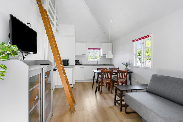 Storebæltshytte | Bøsøre Strand – Fyn | First Camp